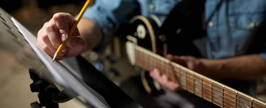 How To Write A Song: The Beginner's Guide